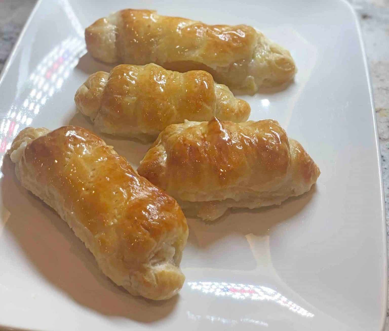 Quesitos, Mi Favorito Puerto Rican Pastry, Step by Step! – Familia Kitchen