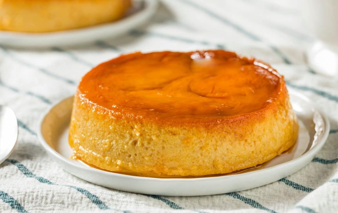 Janeth’s Flan de Leche Colombiano – Familia Kitchen