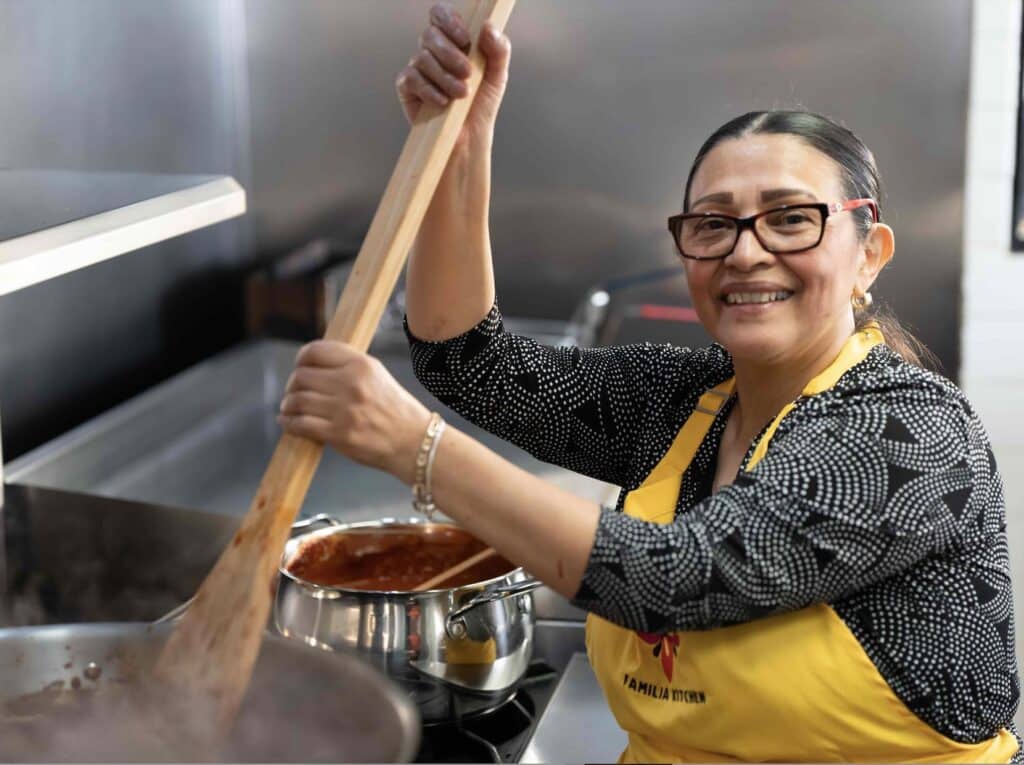 Rosa’s Mole with Chicken, a Legendary Family Recipe Made with Amor ...